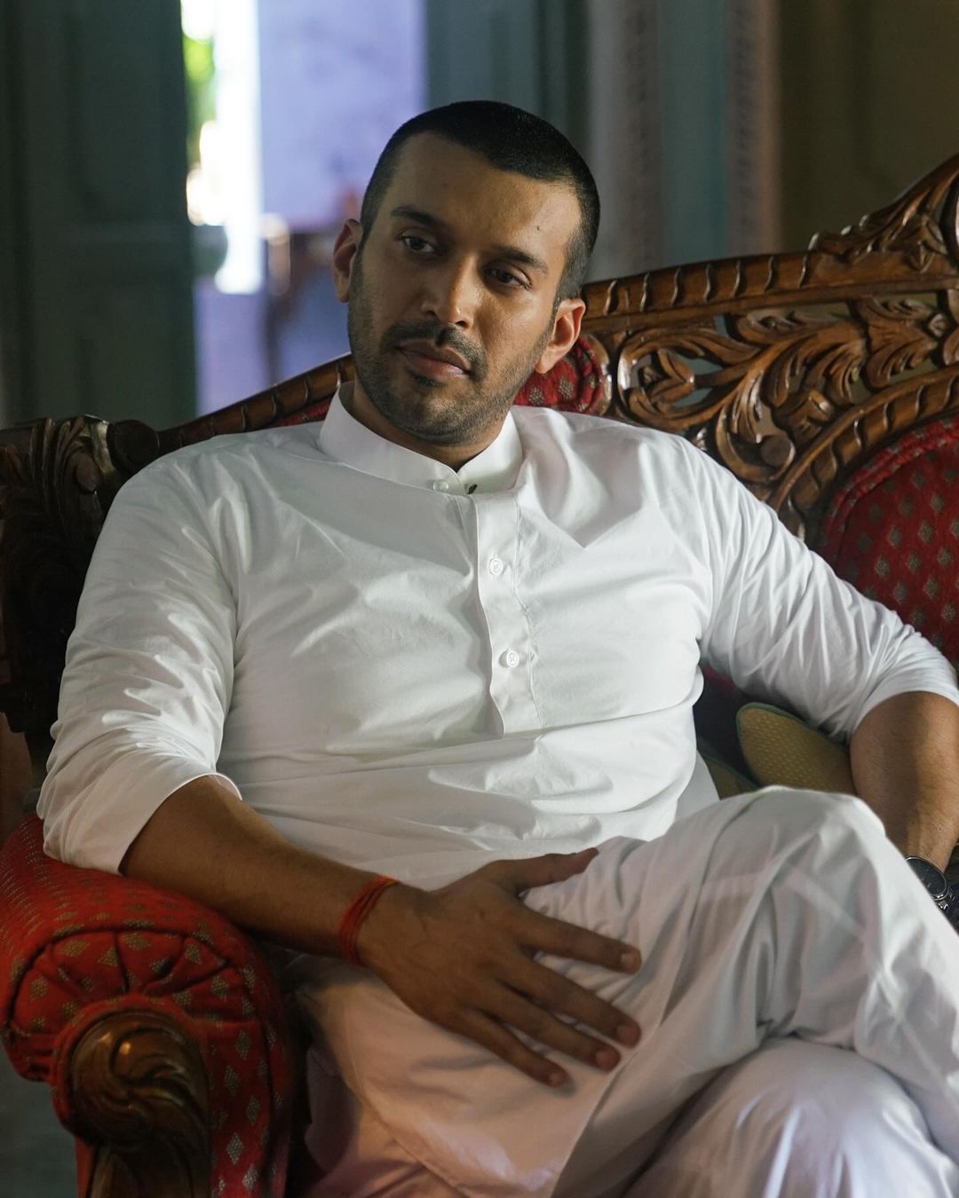 क्या मिर्जापुर में 'शरद शुक्ला' को मार दिया जाना चाहिए था? जानिए अपने ...