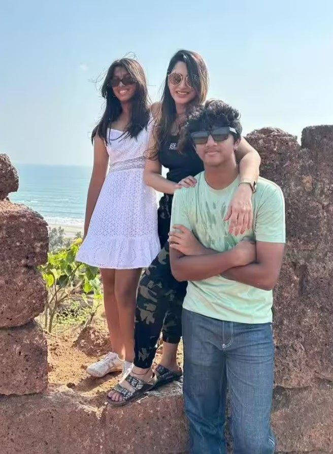 புது ஹீரோயின் கிடைச்சுட்டாங்க? நடிகர் ஸ்ரீகாந்தின் மகளை பாத்தீங்களா ...