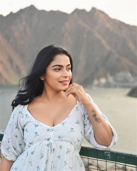 சோப்பு நுரையில் இப்படி ஒரு போட்டோஷூட்டா.. சீரியல் நடிகை அஷ்வினியின் நச் க்ளிக்ஸ்! | Actress ...