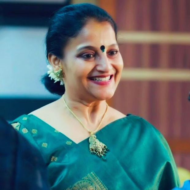 'நாயகன்' பட கமலுக்கு மகளா நடுச்சவங்களா இவங்க? இப்போ எப்படி ...