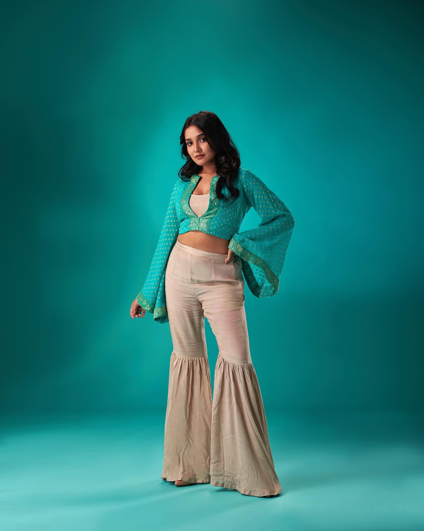 சுடிதாரில் கியூட் போஸ் கொடுத்த குட்டி நயன்தாரா.. வெளியான லேட்டஸ்ட் ...