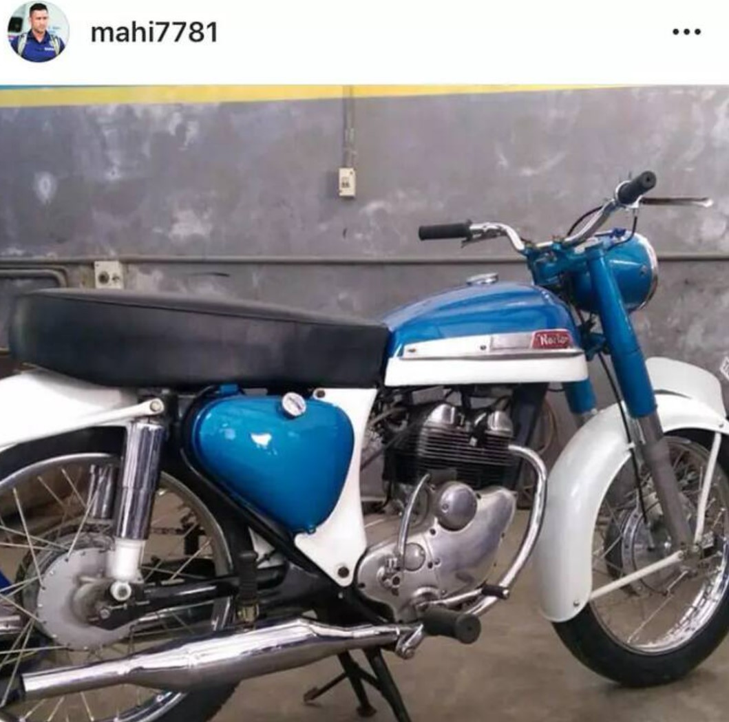 தோனி பைக்ஸ்: ராஜ்தூத் முதல் ஃபேட் பாய் வரை.. 'தல' தோனியின் பைக் கலெக்‌ஷன்! | Dhoni Bike ...