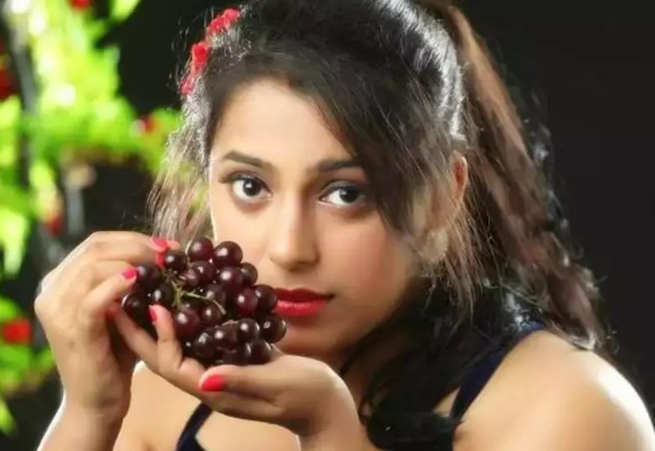 எலும்பு முதல் இதயம் வரை.. சிவப்பு திராட்சையில் கொட்டிக்கிடக்கும் நன்மைகள்.. என்னென்ன? | Health ...