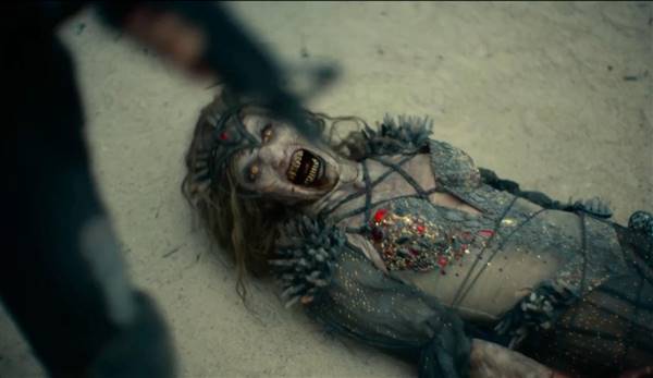 ஜாம்பிகளின் கோட்டைக்குள் திருட செல்லும் கும்பல்.. நொடிக்கு நொடி ...