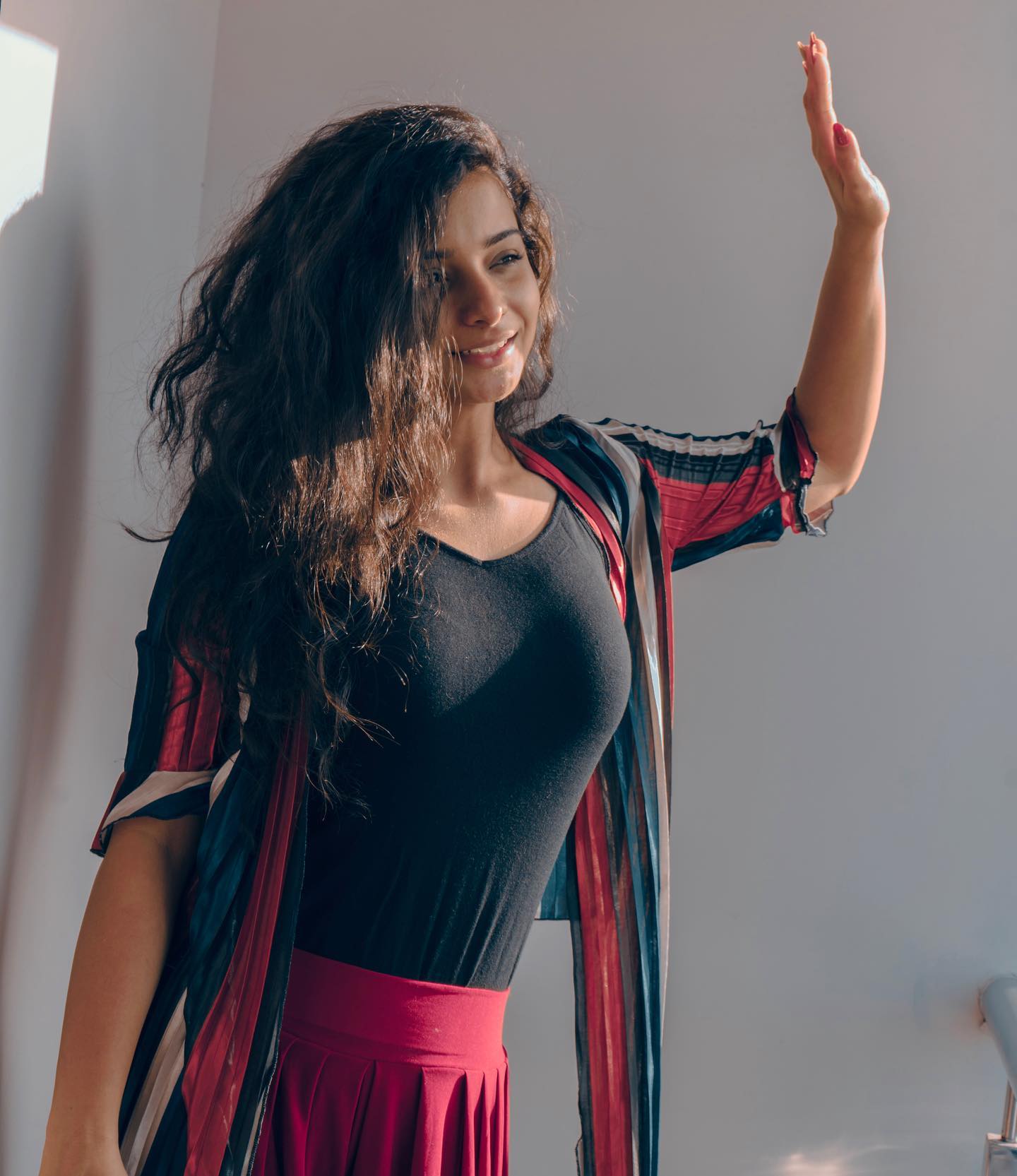 கிளாமர் போட்டோஷூட் நடித்திய பாண்டியன் ஸ்டோர்ஸ் சீரியல் நடிகை.. வெளியான லேட்டஸ்ட் கிளிக்ஸ் ...