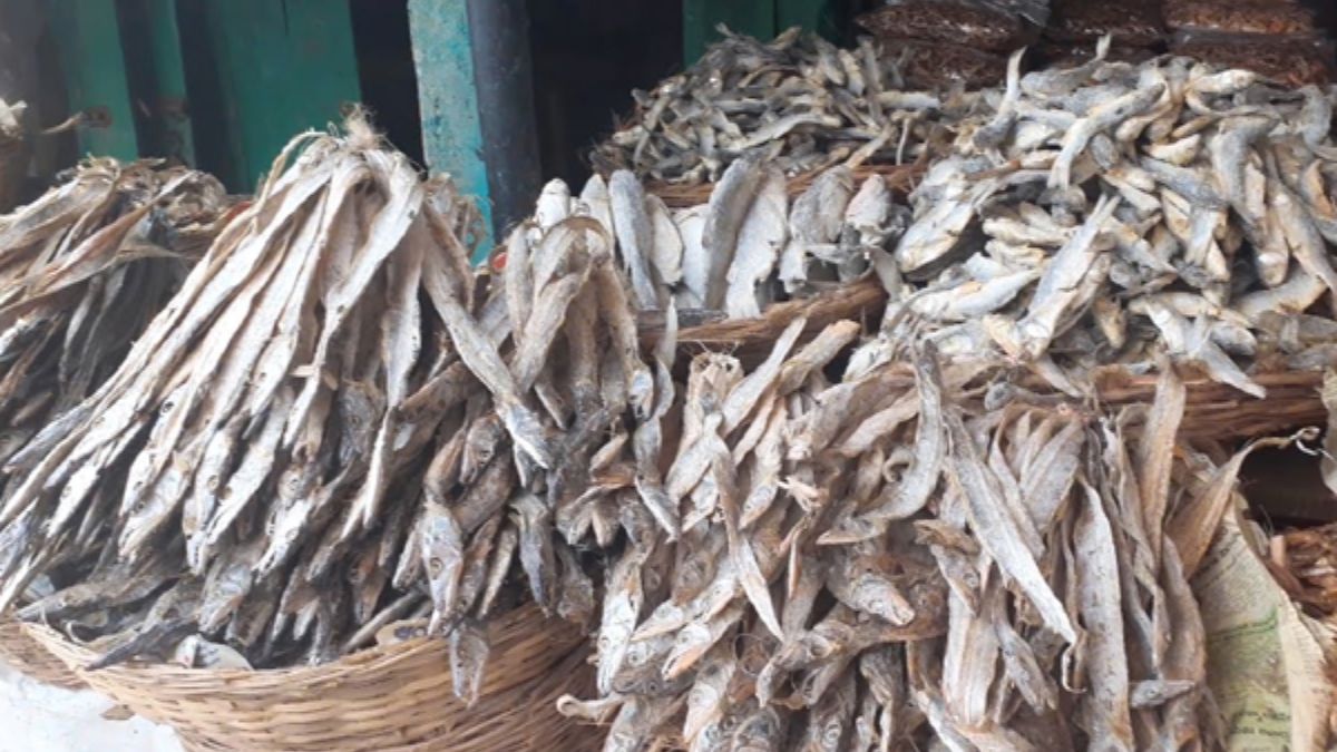 ఎండు చేపలను తింటే మీ శరీరంలో కలిగే మార్పులు ఇవే! | These Are The ...
