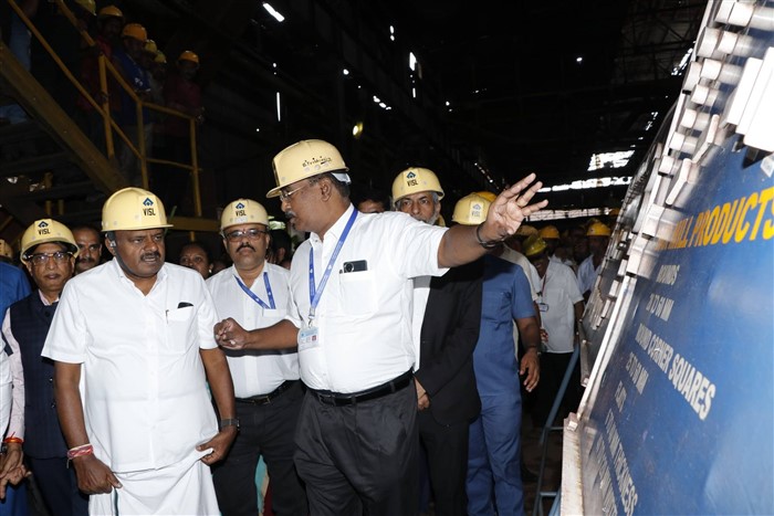 ಭದ್ರಾವತಿ ವಿಐಎಸ್‌ಎಲ್‌ಗೆ ಸಚಿವ ಎಚ್. ಡಿ. ಕುಮಾರಸ್ವಾಮಿ ಭೇಟಿ | Union Minister ...