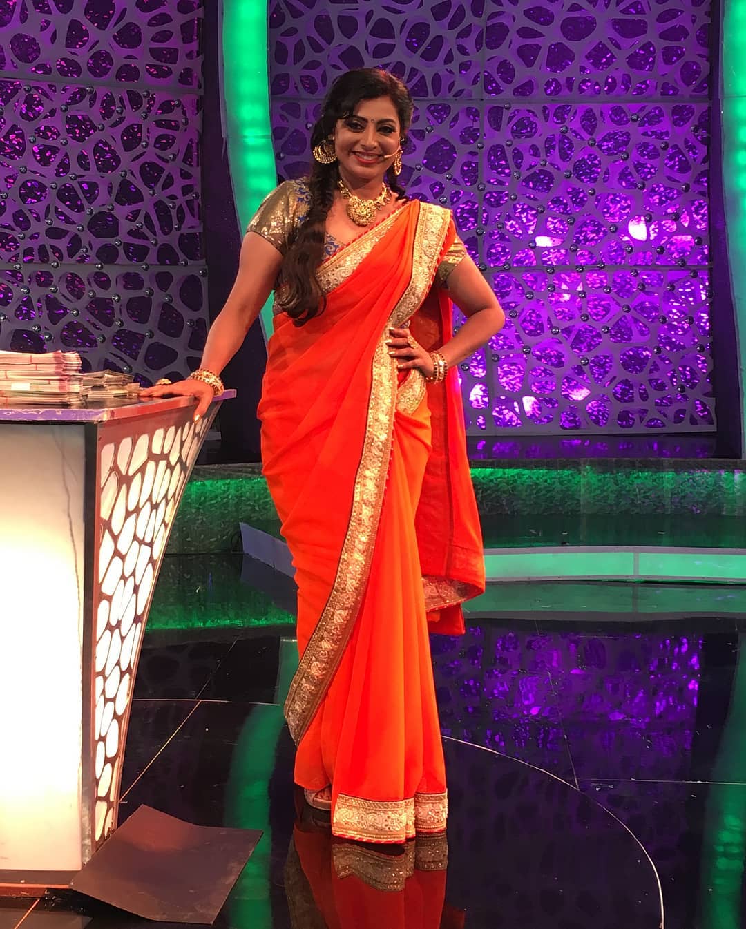 சீரியல் நடிகையாக கலக்கும் 'சூரியவம்சம்' பட நடிகை.. இளம்வயதில் எப்படி ...