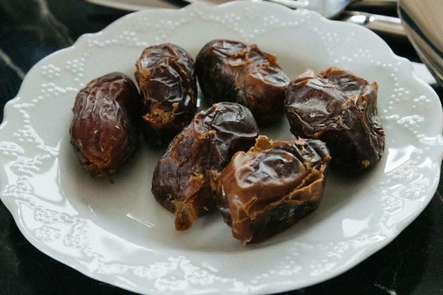 ভেজানো খেজুর খেলেই উধাও হবে দুর্বলতা, মজবুত হবে হাড় থেকে হার্ট | Do ...