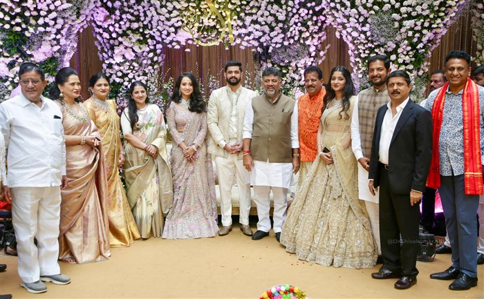 ಸಚಿವ ಬೈರತಿ ಸುರೇಶ್ ಪುತ್ರ, ಶಾಸಕ ವಿಶ್ವನಾಥ್ ಪುತ್ರಿ ವಿವಾಹ, ನಿಶ್ಚಿತಾರ್ಥದಲ್ಲಿ ...