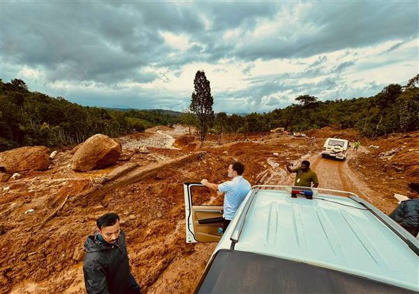 வயநாடு நிலச்சரிவு: 5வது நாளாக தொடரும் மீட்பு பணி.. உயரும் பலி எண்ணிக்கை ...