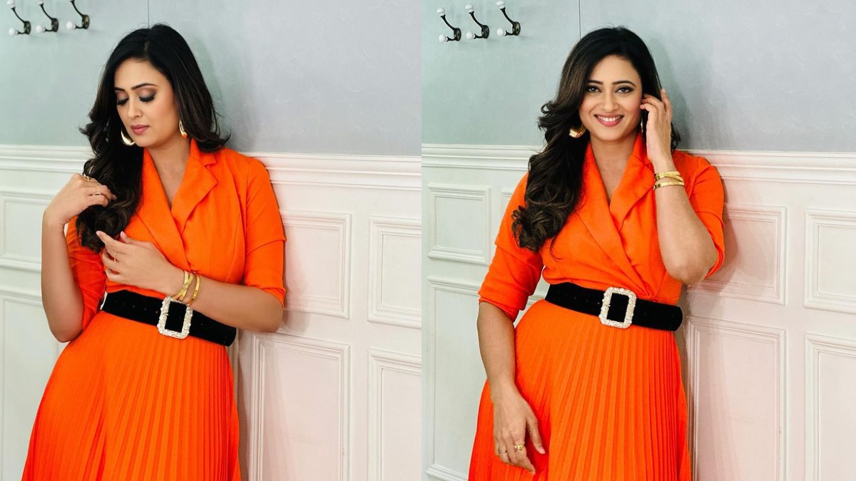 43 की उम्र में नहीं थम रही श्वेता तिवारी की हॉटनेस, स्टनिंग फोटोशूट से ...