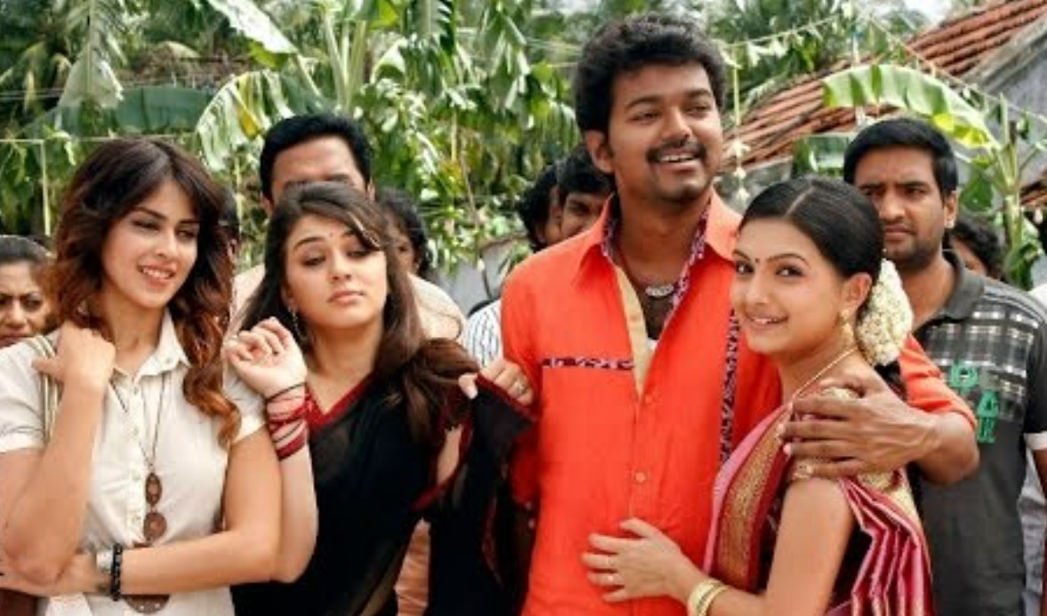ஓவர் ஹைப் கொடுக்கப்பட்டு.. விமர்சன ரீதியாக மொக்கை வாங்கிய விஜய் படங்கள் ...