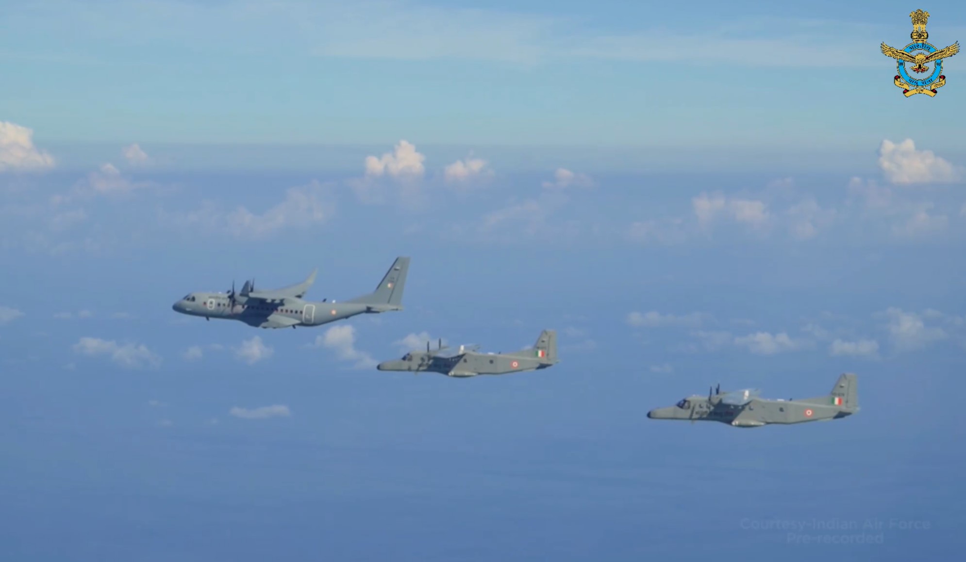 சென்னை ஏர் ஷோ 2024: விமான சாகச நிகழ்ச்சியை பார்க்க.. மெரினாவில் ...