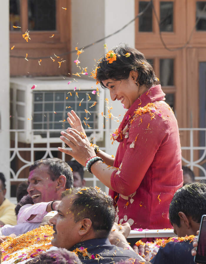 పట్టు పట్టి విజయం సాధించిన కుస్తీ యోధురాలు వినేశ్ ఫొగాట్. | Vinesh ...