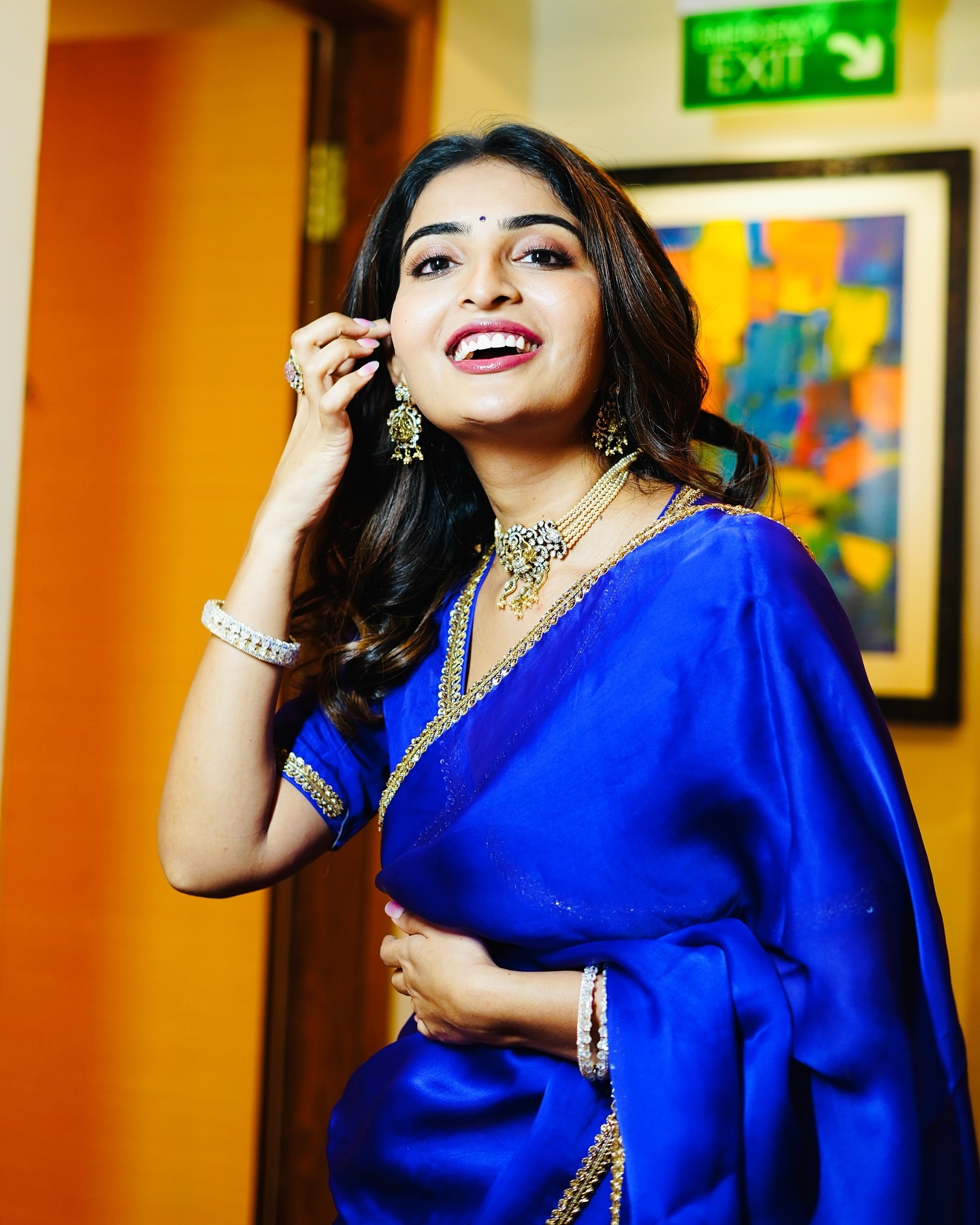 నడుము అందాల షోతో కుర్రాళ్లను టెంప్ట్ చేస్తున్న అనన్య నాగళ్ల | Ananya ...
