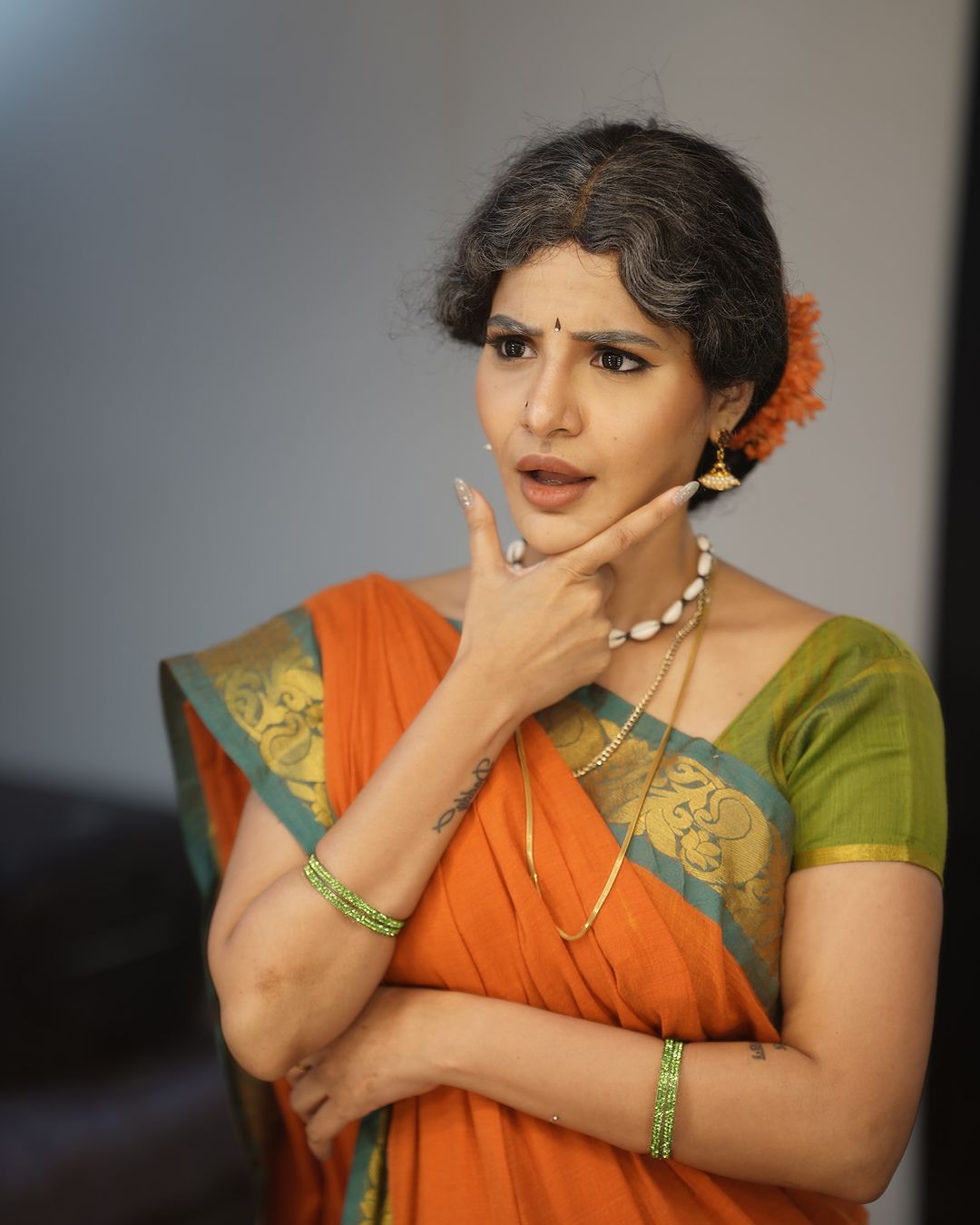 ముసలదే కానీ మహానుభావురాలు.. అమ్మమ్మ.. అషురెడ్డి. | Ashu Reddy Surprises ...