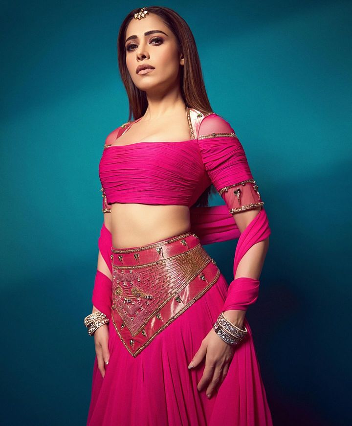 स्टाइलिश पिंक लहंगे में नुसरत भरूचा ने बिखेरा जलवा, गॉर्जियस अवतार ने ...