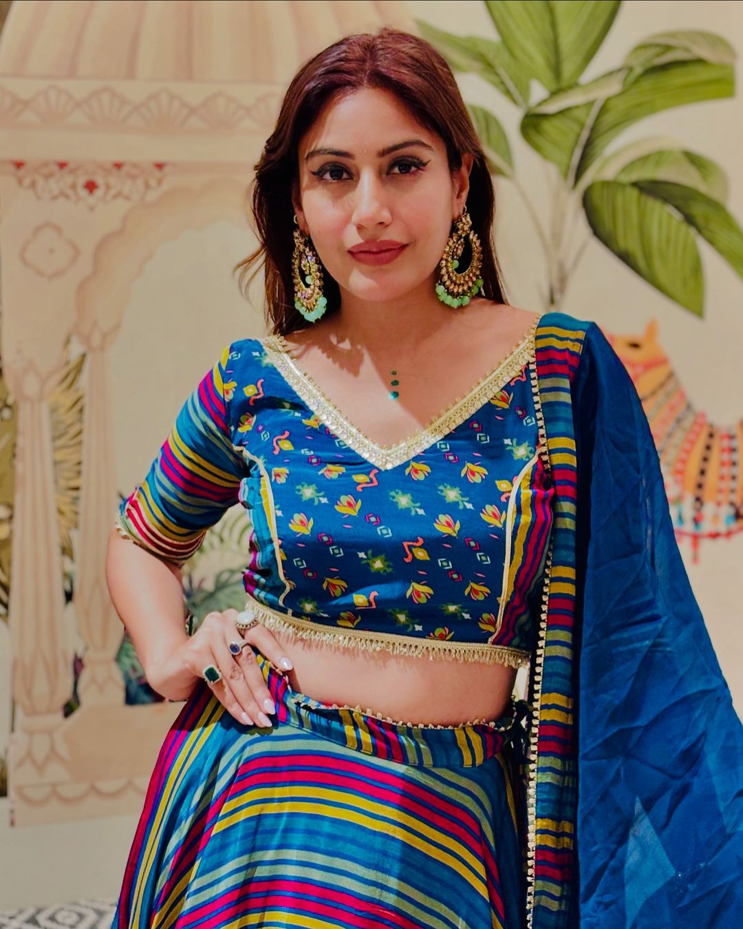 Photos: लहंगा-चोली पहन गॉर्जियस दिखीं सुरभि चंदना, एक्ट्रेस के ग्लैमरस लुक पर फिदा हुए फैंस | Tv ...