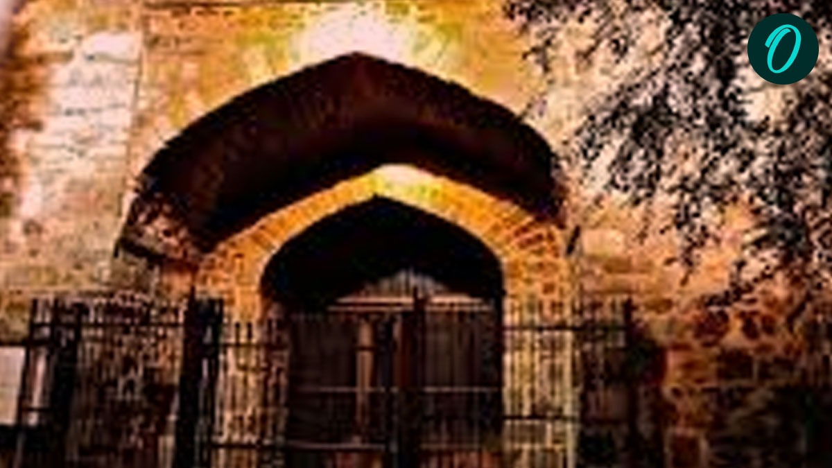 बेहद रहस्यमयी है दिल्ली का 'खूनी दरवाजा', कहानी सुनकर आज भी लोगों की ...