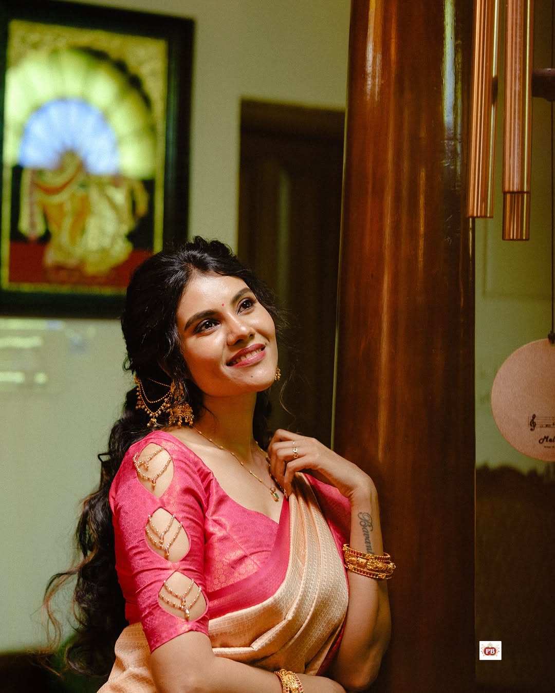 பட்டுச்சேலையில் ஜொலிஜொலிக்கும்.. சீரியல் நடிகை நிவிஷாவின் லேட்டஸ்ட் ...