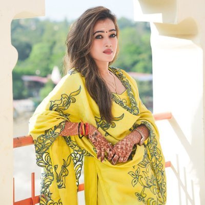 महाकुंभ की सबसे खूबसूरत साध्वी हर्षा रिछारिया की देखें 10 फोटो, संत पर ...