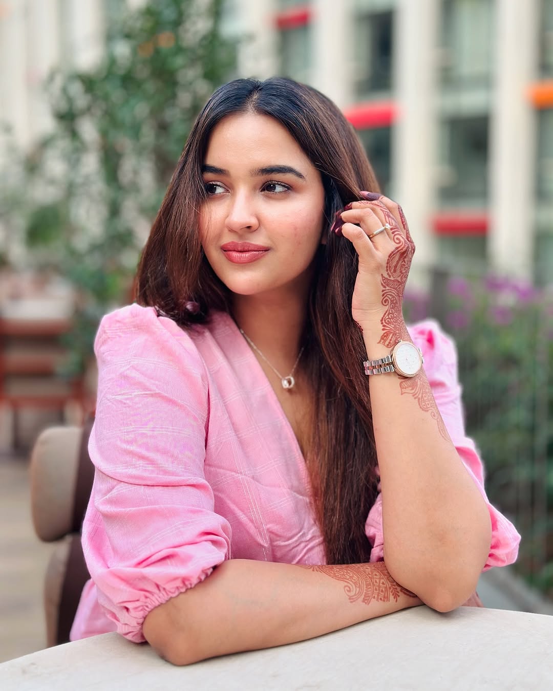 పూజిత పొన్నాడ టెంప్టింగ్ అందాలు.. కవ్వింపులతో మైమరిపిస్తుందిగా తెలుగు ...