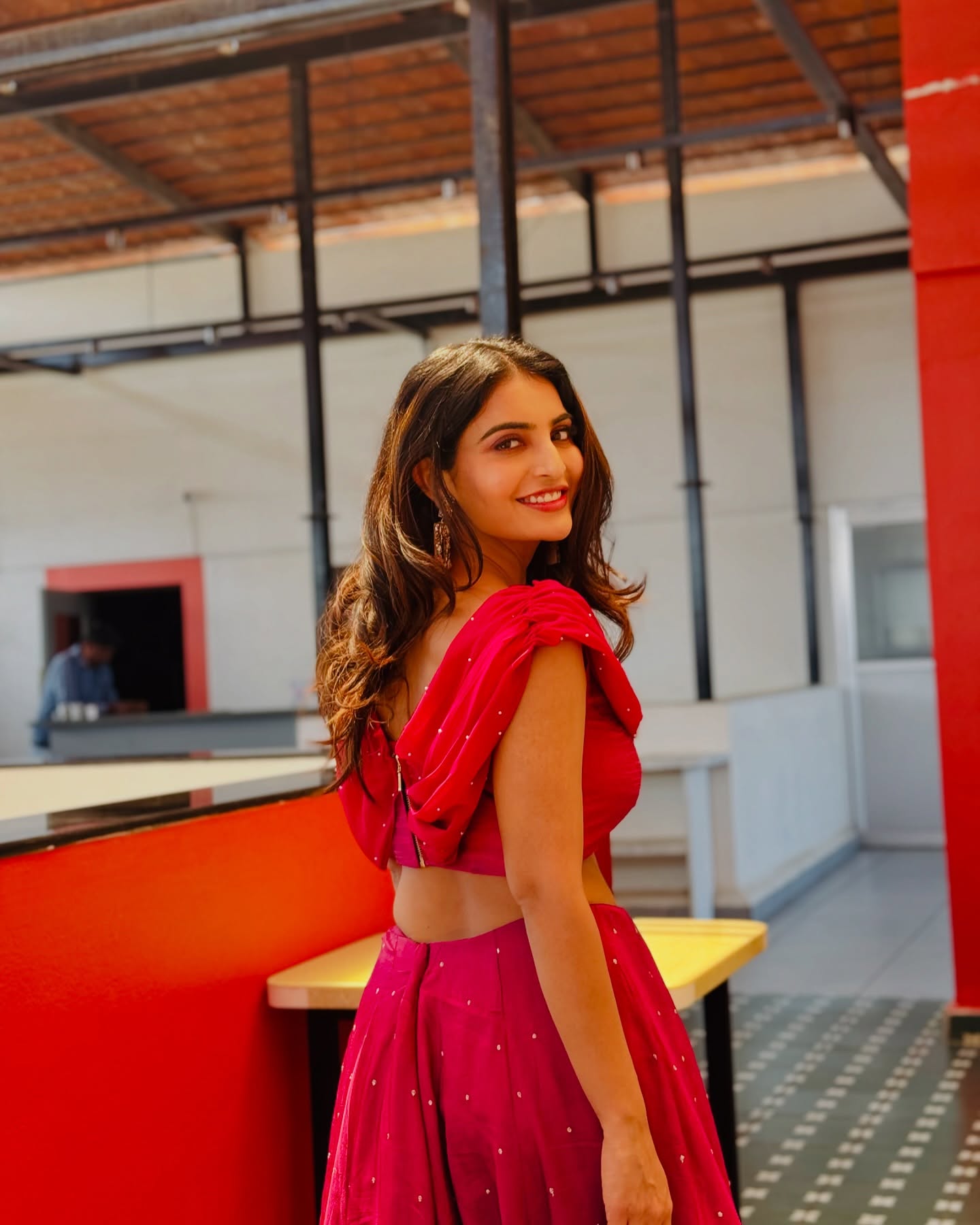 నాజూకు నడుము అందాలతో రచ్చ చేస్తున్న అనన్య పాండే.. డోస్ రెట్టింపు చేసి ...