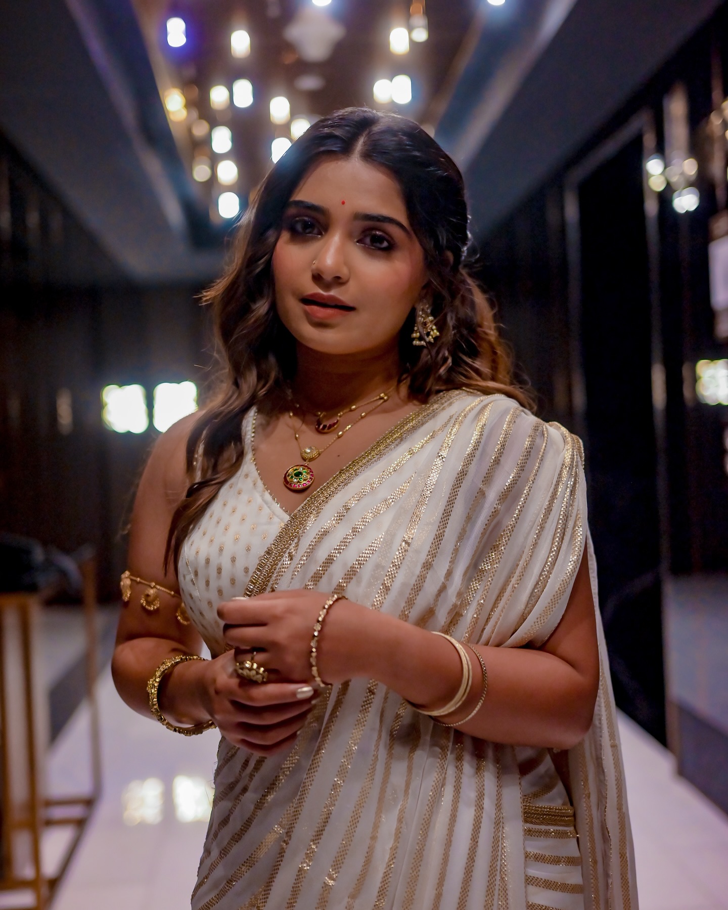 மாடர்ன் லுக்கில் '96' பட ஜானு.. கௌரி கிஷனின் லேட்டஸ்ட் போட்டோஷூட்! | Gouri Kishan Stunning ...