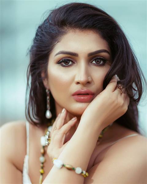 மகளின் பிறந்தநாளில்.. புகைப்படங்களை வெளியிட்டு வாழ்த்திய திவ்யா ஸ்ரீதர் ...