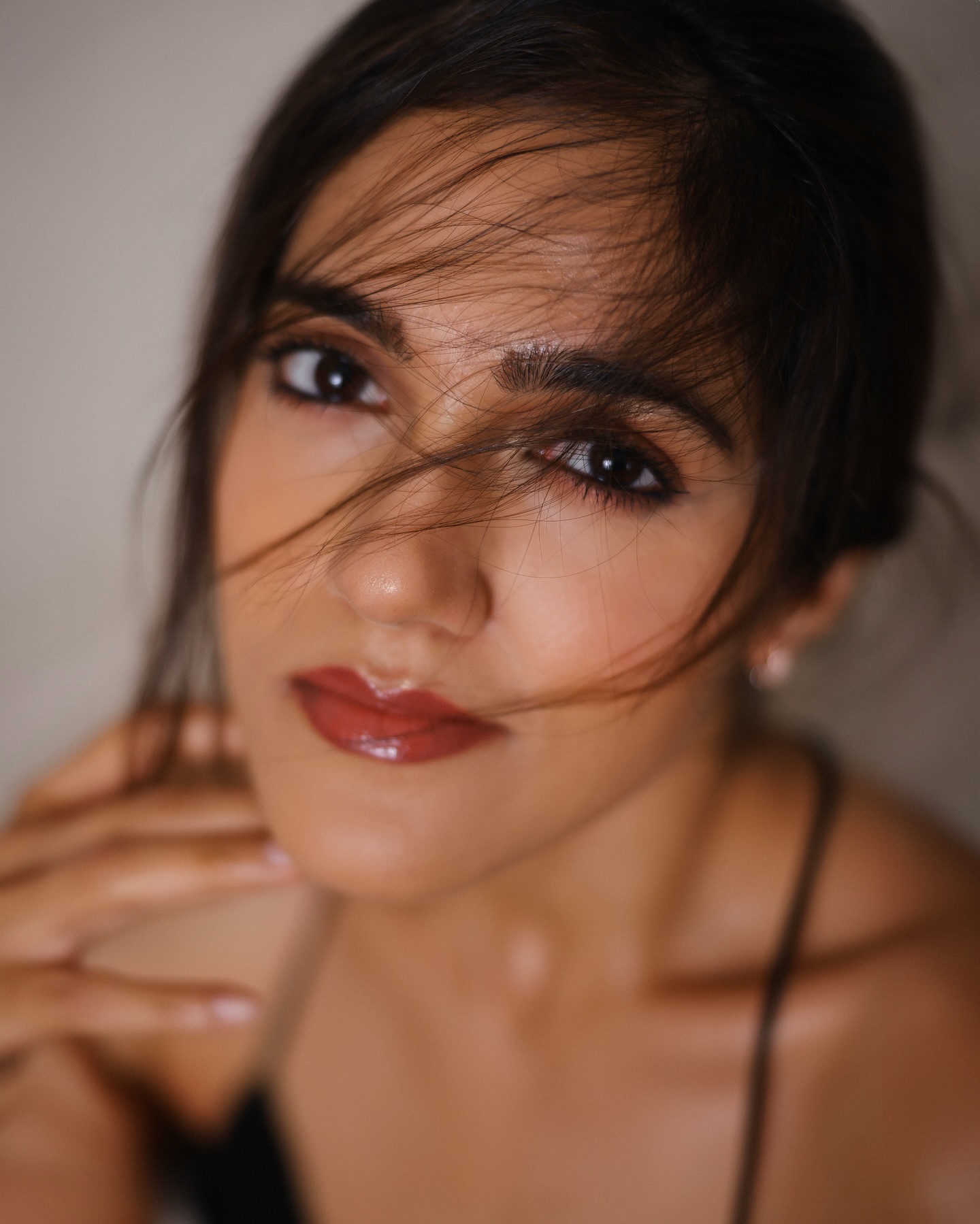 మైమరపించే అందాలతో టాప్ టూ బాటమ్ చూపించేస్తున్న తెలుగు పిల్ల.. | Simran ...