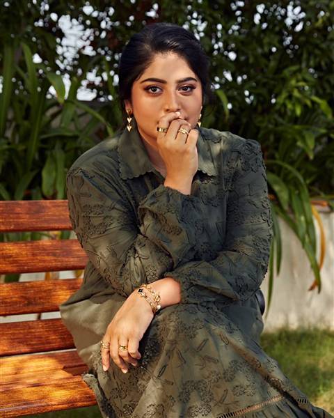 சூழல் 2 வெப்தொடரில் கலக்கிய மஞ்சிமா.. லைக்குகளை குவிக்கும் லேட்டஸ்ட் க்ளிக்ஸ்! | Actress Manjima ...