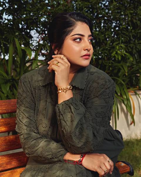 சூழல் 2 வெப்தொடரில் கலக்கிய மஞ்சிமா.. லைக்குகளை குவிக்கும் லேட்டஸ்ட் க்ளிக்ஸ்! | Actress Manjima ...