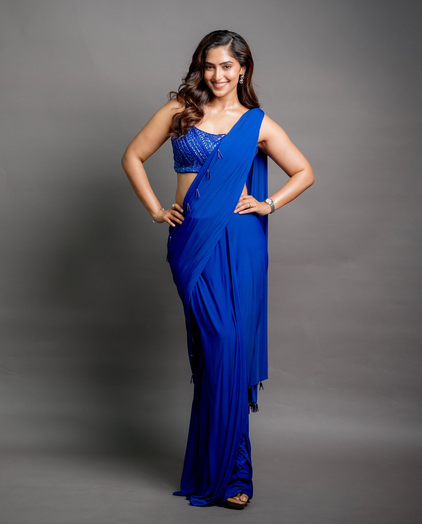 நீல வானம் நீயும் நானும்.. ரேபா மோனிகா ஜான் லேட்டஸ்ட் கிளிக்ஸ்! | Reba ...