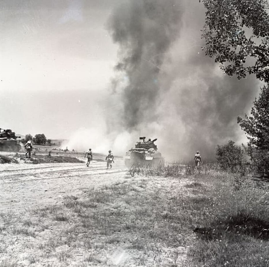 ஆபரேஷன் சிந்தூர் போல்.. பாகிஸ்தான் மீது இந்தியா நடத்திய ராணுவ ...