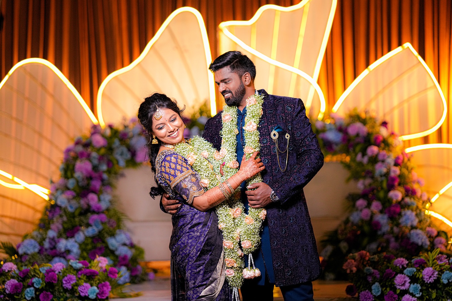 தொகுப்பாளினி விஜே தாராவுக்கு கல்யாணம்.. வெளியான திருமண நிச்சயதார்த்த ...