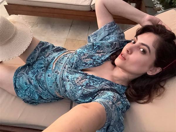 பாலியில் ஹாலிடே மோடில் ஷெரின்.. ரசிகர்களை ஈர்க்கும் லேட்டஸ்ட் க்ளிக்ஸ்! | Actress Sherin ...