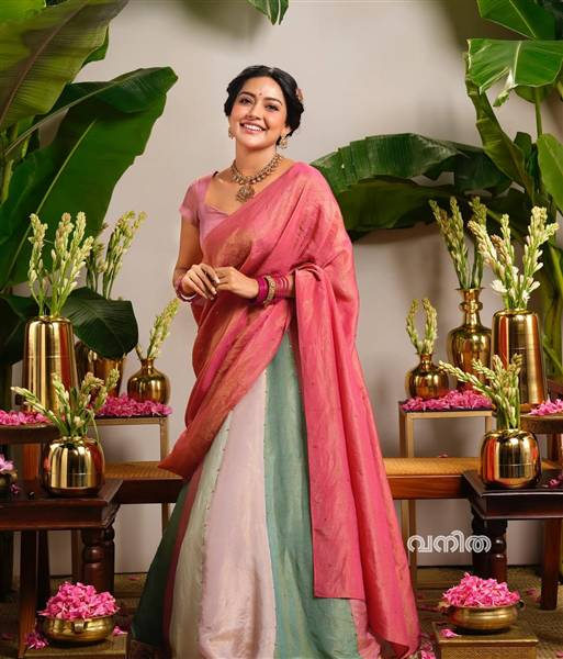 ஆளே மாறிட்டாங்களே! பள்ளி மாணவியாக நடித்த மஹிமாவின் லேட்டஸ்ட் க்ளிக்ஸ் ...