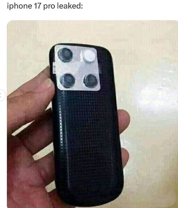 ஐபோன் அப்டேட் வந்துட்டா போதும் உடனே இந்த டயலாக் வந்துரும்? மீம்ஸ் ...