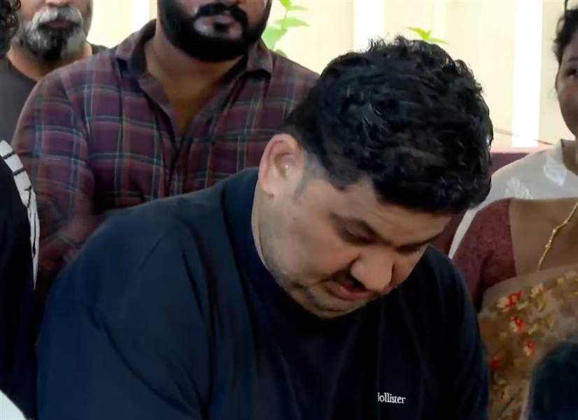 Robo Shankar: கண்கலங்கிய செஃப் வெங்கடேஷ் பட்.. ரோபோ சங்கர் உடலுக்கு ...