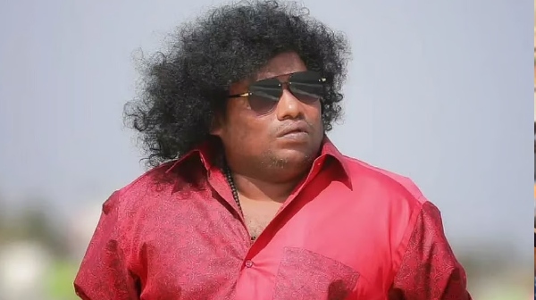 தமிழ் சினிமாவின் நம்பர் ஒன் கோடீஸ்வர காமெடி நடிகர் யார்? பிற ...