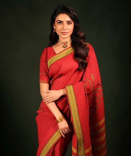 பக்கத்து வீட்டு பெண் போல சிம்பிள் லுக்கில் சமந்தா.. ஆனா புடவை விலை ...