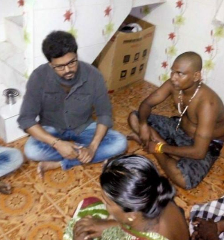 கட்சி தொடங்கி இரண்டே ஆண்டுகளில் CM.. மாற்று சக்தியாக உருவெடுத்த விஜய் ...