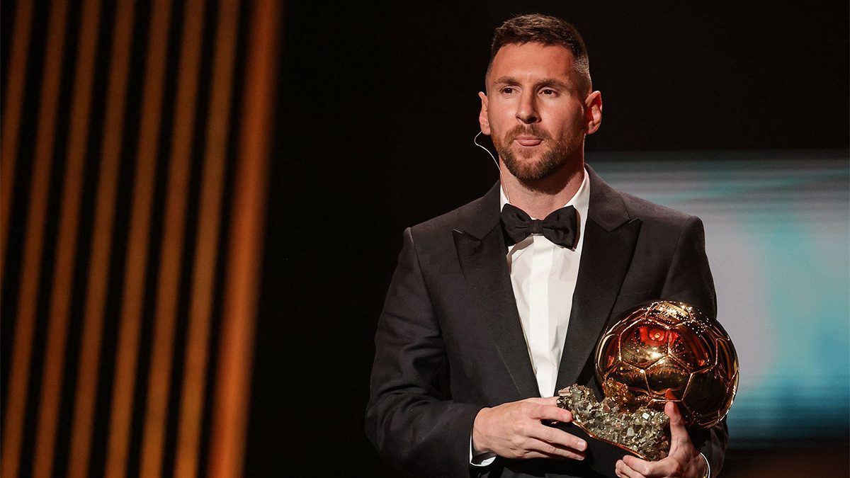 In Pics: Lionel Messi Clinches 8th Ballon d'Or, Sets New Record - Oneindia