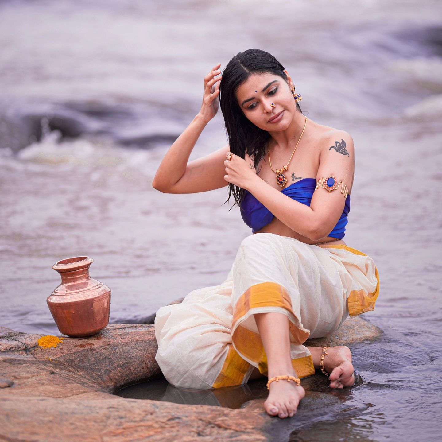 PHOTOS: எல்லை மீறி போறீங்க.. போட்டோஷூட்டில் அட்ராசிட்டி பண்ணும் தர்ஷா குப்தா.. லேட்டஸ்ட் ...