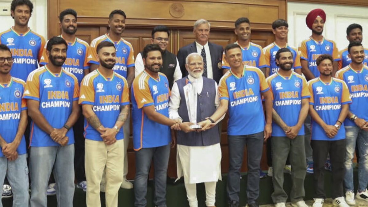 ప్రధానితో భారత క్రికెటర్ల భేటీ.. టీ20 ప్రపంచ కప్‌ విజయంపై అభినందించిన ...