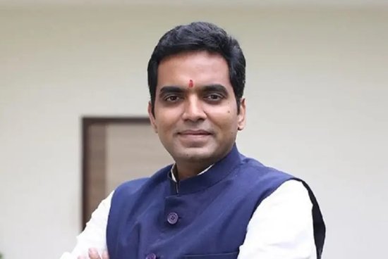 Pankaj Singh: Age, Biography, Education, Wife, Caste, Net Worth & More ...
