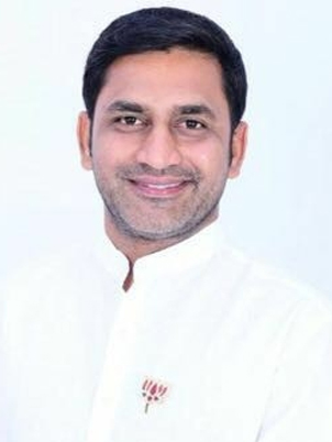 Preetham J Gowda: Age, Biography, Education, Wife, Caste, Net Worth ...