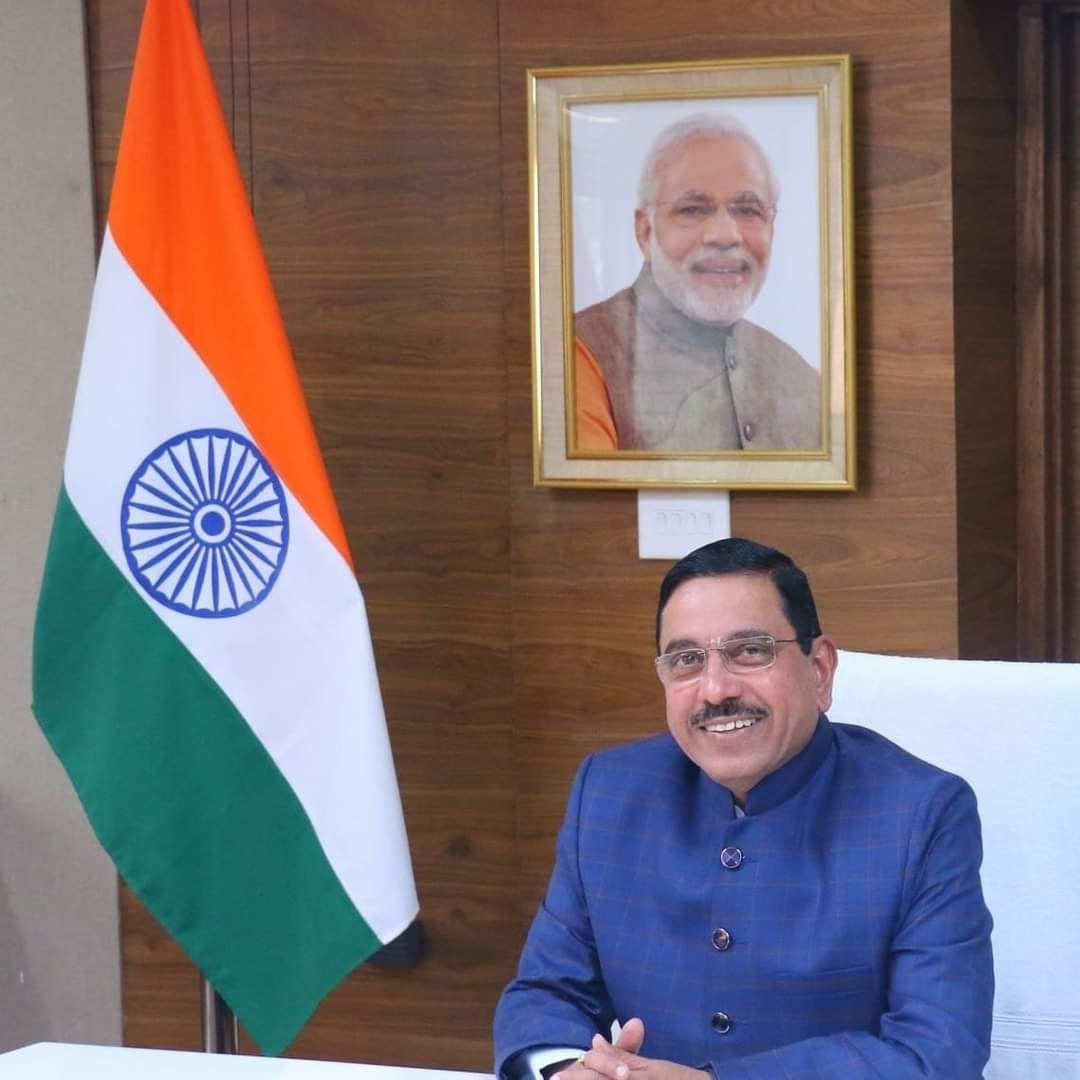 Vasudev Devnani: Age, Biography, Education, Wife, Caste, Net Worth & More - Oneindia