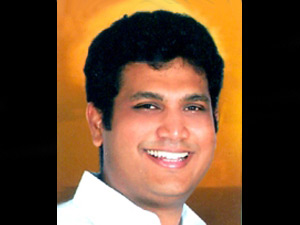 சட்டசபையிலிருந்து டி.ஆர்.பாலு மகன் ராஜா 10 நாள் சஸ்பெண்ட்! | DMK MLA ...